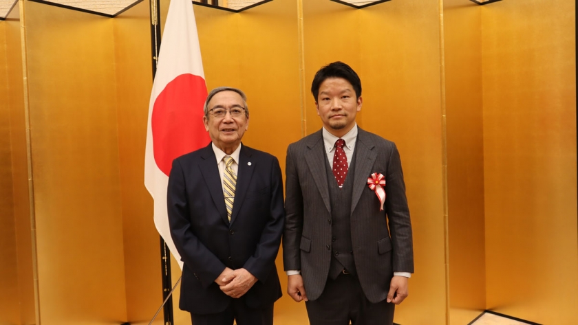 Distinguished Professor Takahiro Masuda receives Japan Agency for Medical Research and ...